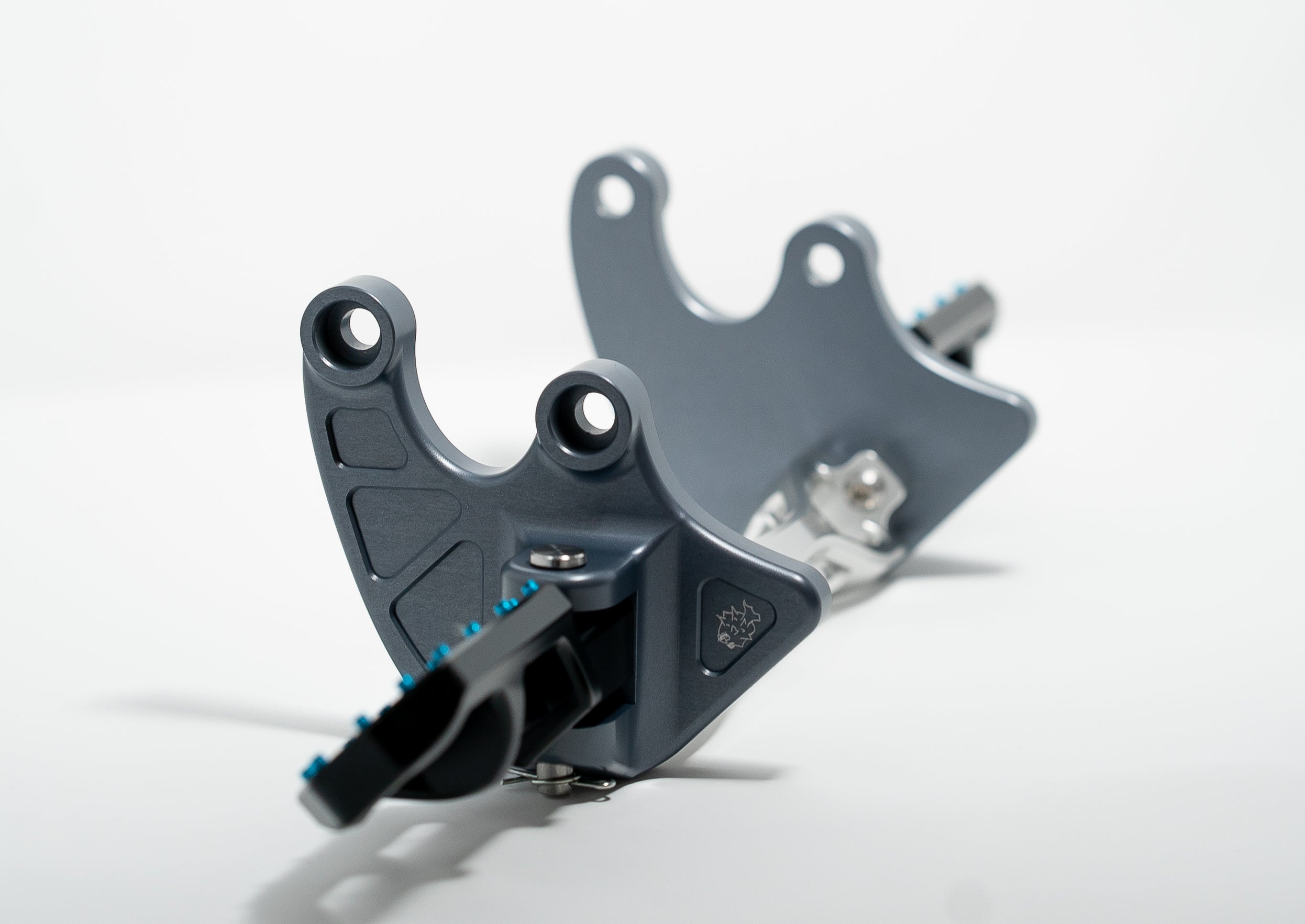 Prickly Footpeg Brackets Surron – Prickly Motorsports
